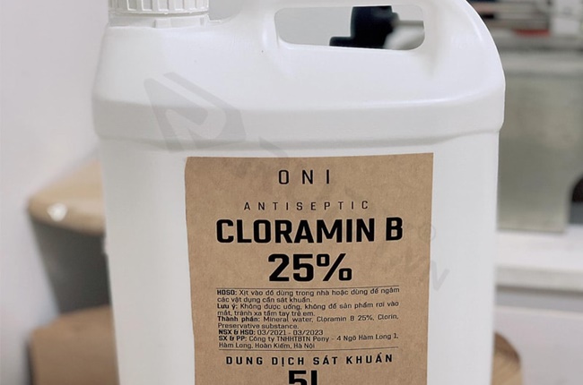 Cách pha Cloramin B để khử trùng, diệt khuẩn tại nhà